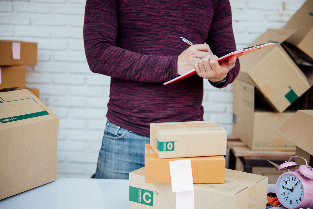 Les défis du service courrier dans l’entreprise | DERICHEBOURG ...